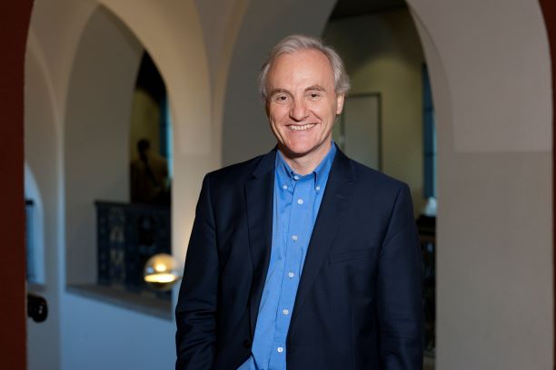 UZH - Department of Economics